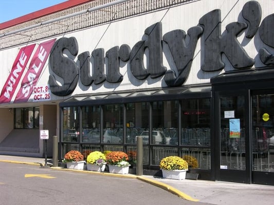 SURDYK’S LIQUOR AND CHEESE SHOP - Updated October 2025 - 131 Photos ...