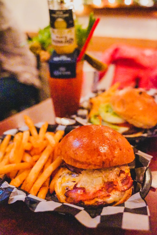 SOBELMAN’S PUB & GRILL - 684 Photos & 870 Reviews - 1900 W St Paul Ave ...