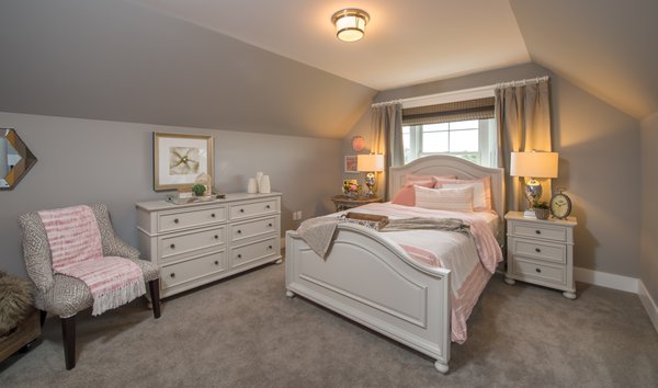 OLD BRICK FURNITURE AND MATTRESS - Updated December 2025 - 41 Photos ...