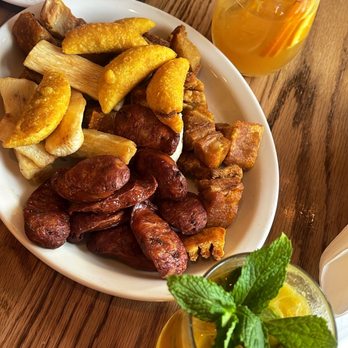 COLOMBIA KALIENTE - Updated April 2025 - 458 Photos & 95 Reviews - 30 E ...