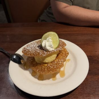 MIDDLE GROUNDS GRILL - Updated November 2025 - 569 Photos & 930 Reviews ...