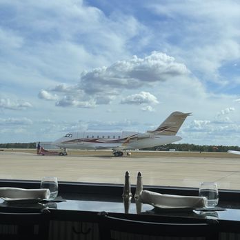 GATE 12 BAR & GRILL - Updated August 2024 - 176 Photos & 136 Reviews ...