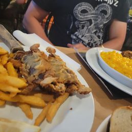 COSTAS INN - Updated December 2025 - 532 Photos & 443 Reviews - 4100 N ...