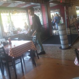 PRINCE PIZZERIA - Updated December 2025 - 138 Photos & 331 Reviews ...