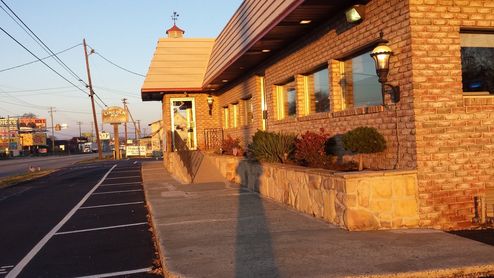 30 WEST FAMILY RESTAURANT - Updated July 2025 - 17 Reviews - 1021 ...