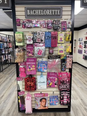 NOT TOO NAUGHTY - Updated September 2025 - 104 Photos & 124 Reviews ...