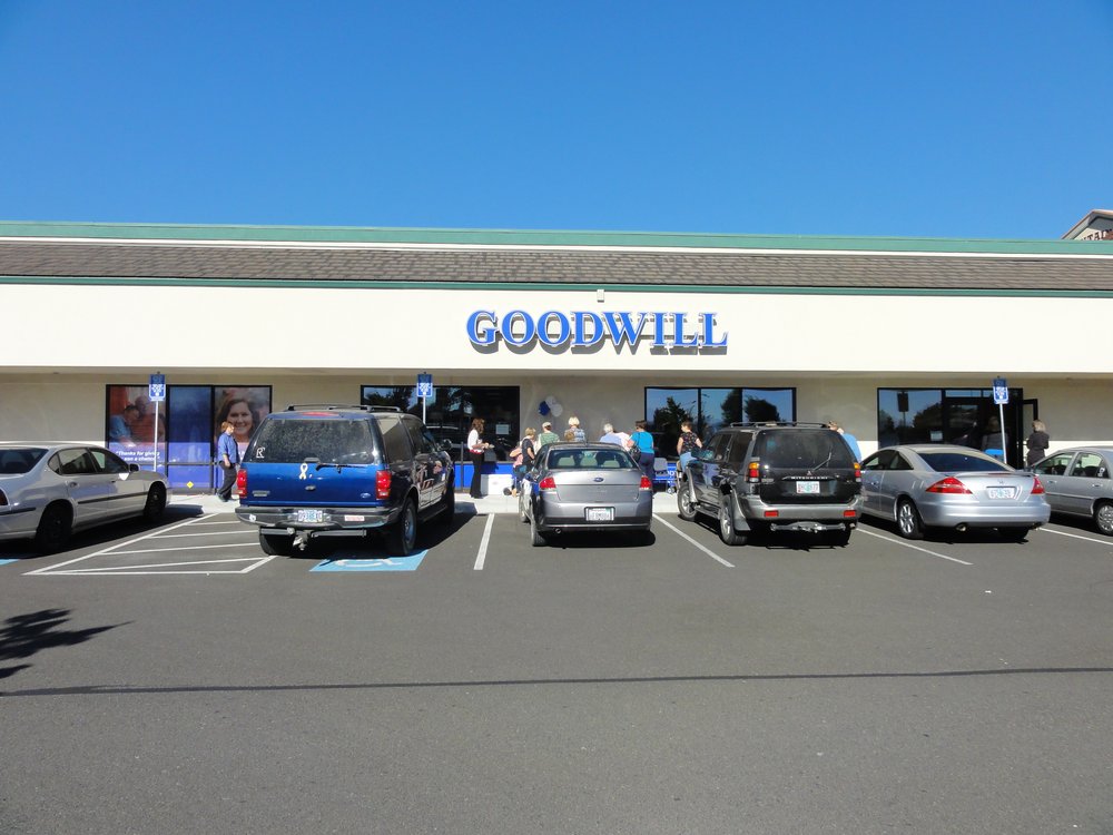 SOUTHERN OREGON GOODWILL - CENTRAL POINT - 1249 Plaza Blvd, Central ...