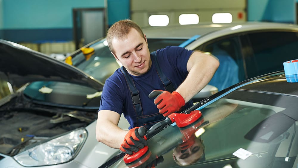 KING AUTO GLASS - Updated December 2025 - 21 Reviews - 4369 N Peck Rd ...