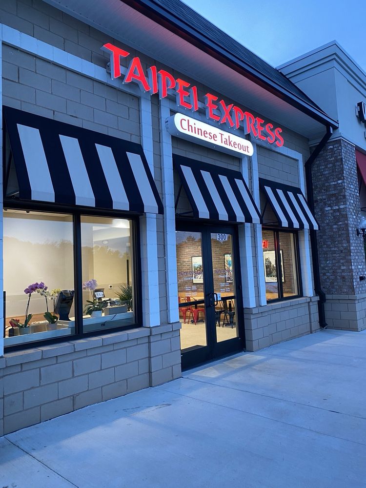 TAIPEI EXPRESS - Updated September 2025 - 18 Photos - 9725 Red Stone Dr ...
