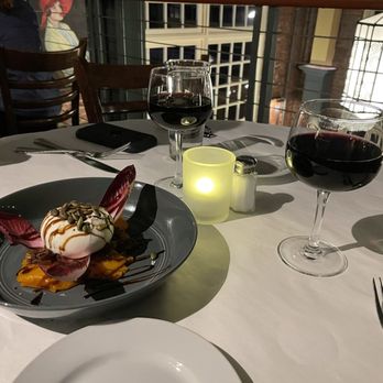 RED HAT ON THE RIVER - Updated June 2024 - 670 Photos & 700 Reviews - 1 ...