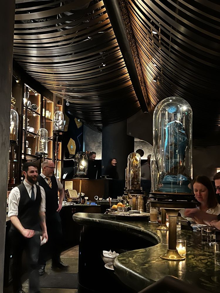 DEEP DIVE - Updated May 2024 - 500 Photos & 258 Reviews - 620 Lenora St ...