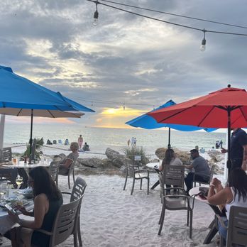 BEACH HOUSE WATERFRONT RESTAURANT - 1525 Photos & 1355 Reviews - 200 ...