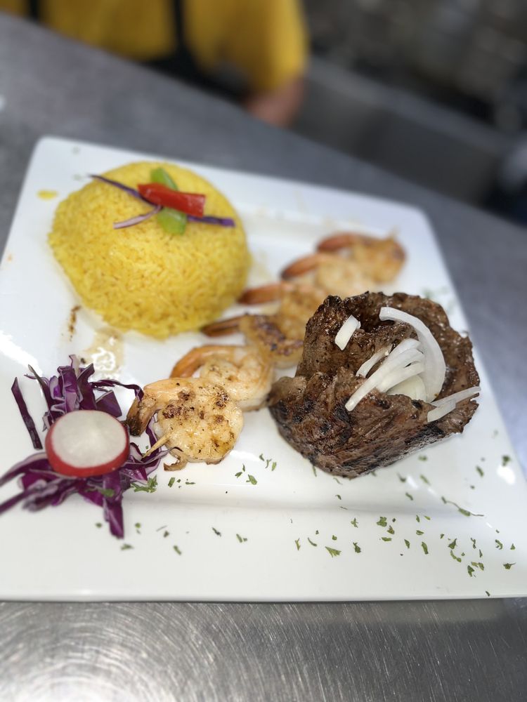 LA GIRALDILLA - Updated August 2025 - 90 Photos & 35 Reviews - 1003 W ...