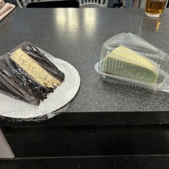 HANK’S CHEESECAKES - Updated January 2026 - 115 Photos & 126 Reviews ...