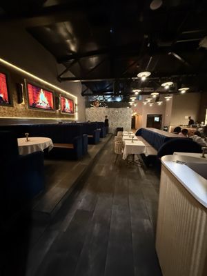 STATUS HOLLYWOOD - Updated December 2025 - 188 Photos & 203 Reviews ...