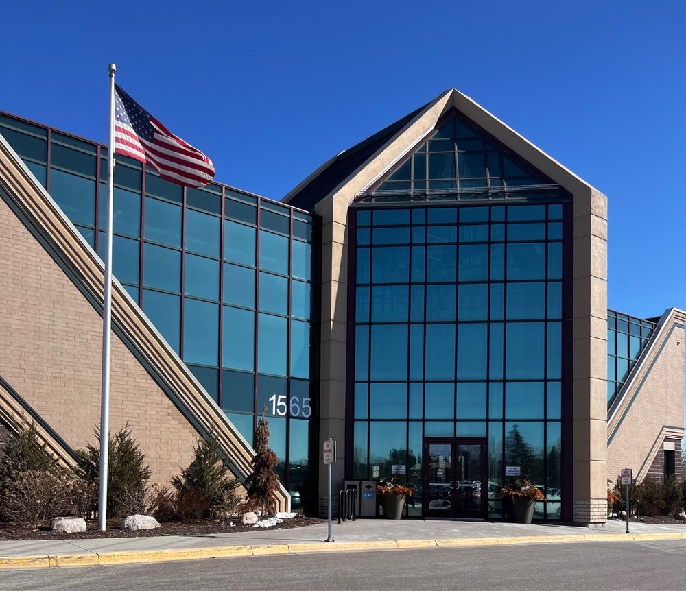 LIFE TIME - Updated November 2025 - 59 Photos & 52 Reviews - 1565 ...