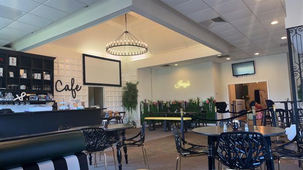 JAZZY’S EATS AND TREATS - Updated December 2025 - 54 Photos & 15 ...