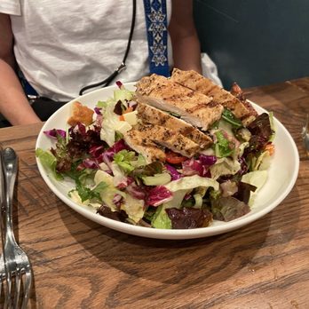 A TAVOLA RESTAURANT & WINE BAR - Updated November 2024 - 422 Photos ...