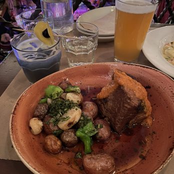 THE BEEHIVE - 1326 Photos & 2454 Reviews - 541 Tremont St, Boston ...