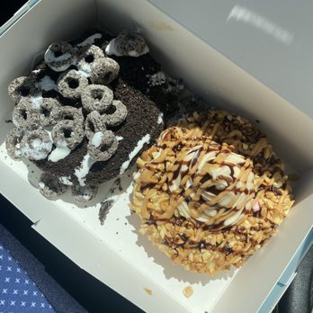 DONUT WORLD - Updated December 2024 - 163 Photos & 127 Reviews - 11 ...