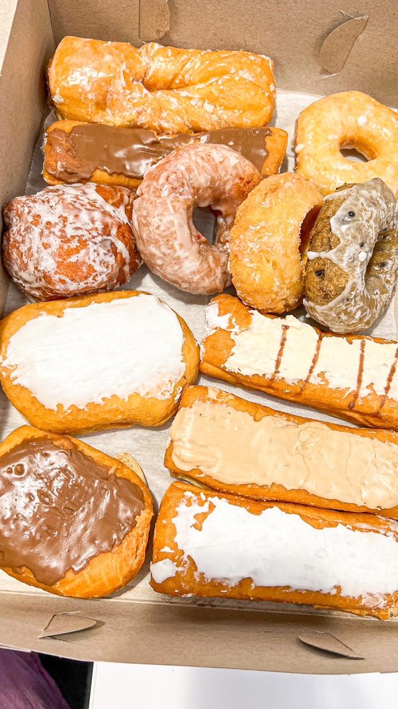 MELLO CREME DONUTS - Updated October 2025 - 625 W North St, Lima, Ohio ...