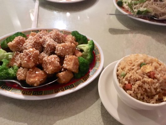 ASIAN LANTERN - 38 Photos & 13 Reviews - 965 Main St, Hamilton, Ohio ...