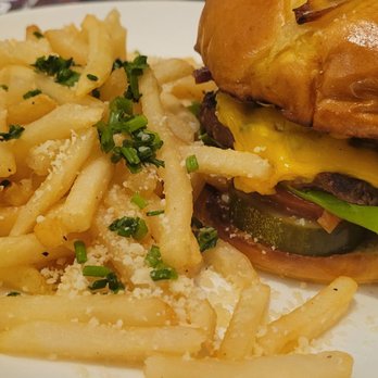 DRAWBAR - Updated June 2024 - 450 Photos & 147 Reviews - 1 Interlock ...