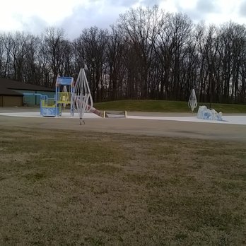 PERRY PARK ICE RINK - Updated December 2025 - 36 Photos & 16 Reviews ...