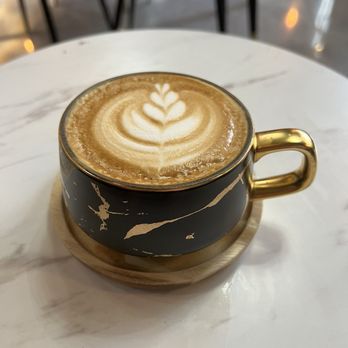 DELAH COFFEE HOUSE - BERKELEY - Updated March 2025 - 153 Photos & 111 ...