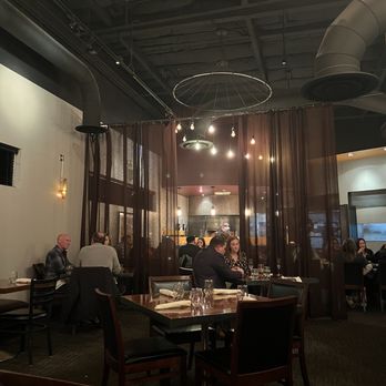 BISTRO 7 - Updated April 2025 - 681 Photos & 439 Reviews - 7111 S ...