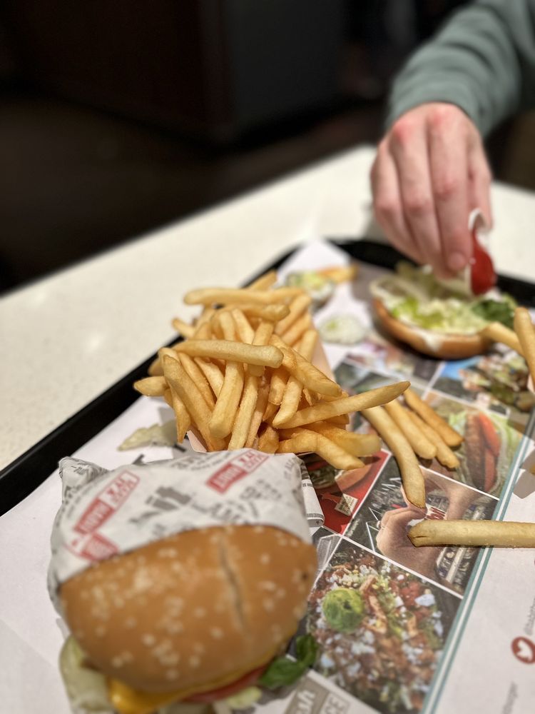 HABIT BURGER & GRILL - Updated January 2026 - 67 Photos & 43 Reviews ...