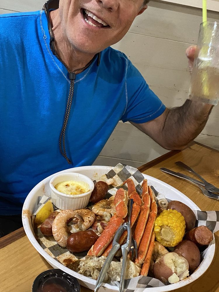 CASTAWAYS SEAFOOD & GRILL - Updated November 2024 - 253 Photos & 468 ...