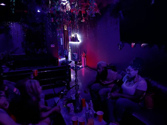 CLOUD 9 HOOKAH LOUNGE - Updated December 2025 - 85 Photos & 30 Reviews - 4419 De Zavala Rd, San ...