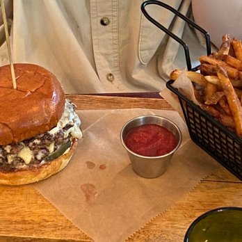 ALTER HOUSE RESTAURANT & BAR - Updated October 2025 - 173 Photos & 101 ...