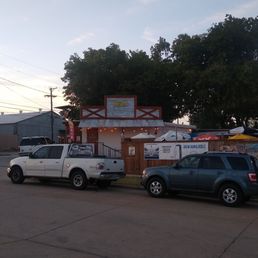 TEXAS ICE HOUSE - Updated October 2025 - 29 Photos - 2350 Decatur Ave ...