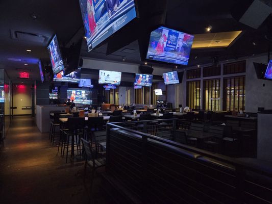 PARLAY SPORTING CLUB + KITCHEN - Updated October 2025 - 144 Photos ...