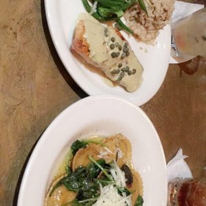 SOHO RESTAURANT & MUSIC CLUB - 118 Photos & 143 Reviews - 1221 State St ...