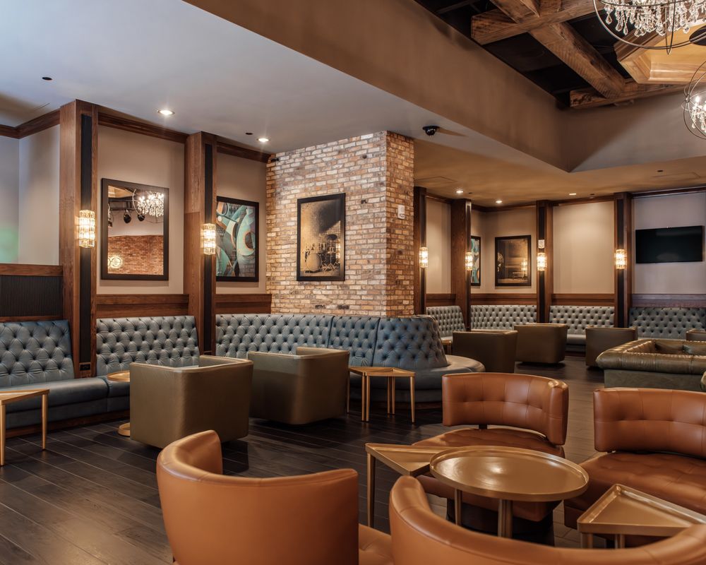 EDGE - Updated November 2025 - 17 Photos - 777 Lauberge Ave, Baton ...