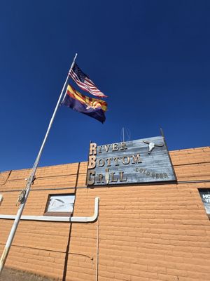 RIVER BOTTOM BAR AND GRILL - Updated December 2025 - 107 Photos & 185 ...