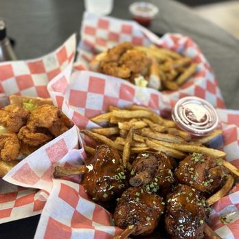 LOLLIPOPS - Updated January 2026 - 23 Photos & 19 Reviews - 15 N 7th St ...