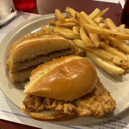 FRIENDLY TAVERN - 349 Photos & 400 Reviews - 290 S Main St, Zionsville ...