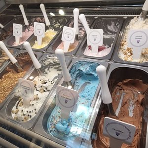 YODER’S BAKERY - N4995 Oakcrest Dr, Bonduel, Wisconsin - Bakeries ...