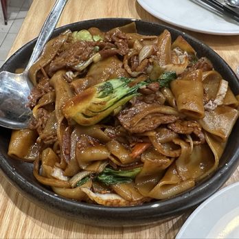 PETER CHANG - Updated December 2025 - 714 Photos & 233 Reviews - 6000 ...
