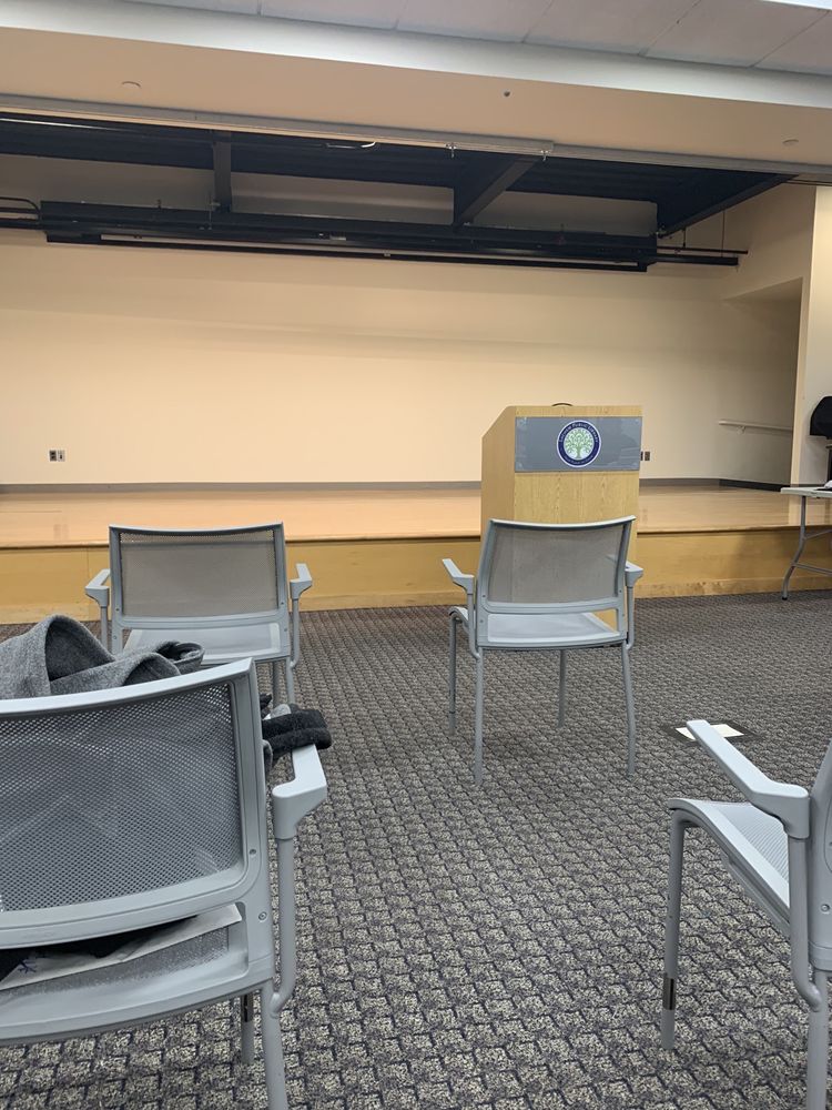 SACHEM PUBLIC LIBRARY - 53 Photos & 17 Reviews - 150 Holbrook Rd ...