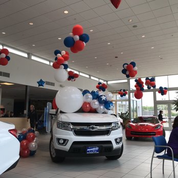 HOSELTON AUTO MALL - Updated October 2025 - 36 Photos & 46 Reviews ...