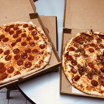 Ny ny pizza store