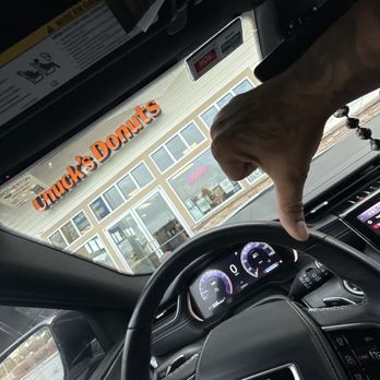 CHUCK’S DONUT SHOP - Updated December 2024 - 380 Photos & 621 Reviews ...