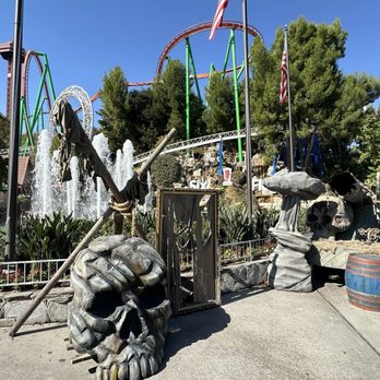 SIX FLAGS MAGIC MOUNTAIN - Updated May 2025 - 6282 Photos & 4304 ...