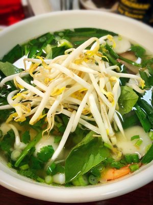 PHO 888 - 171 Photos & 109 Reviews - 1512 2nd Ave, Des Moines, Iowa ...