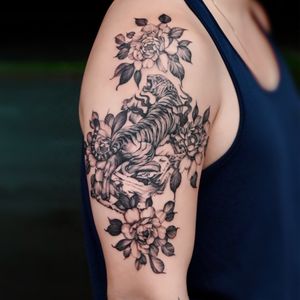 FINE TATTOO WORK - Updated July 2024 - 366 Photos & 372 Reviews - 745 W ...